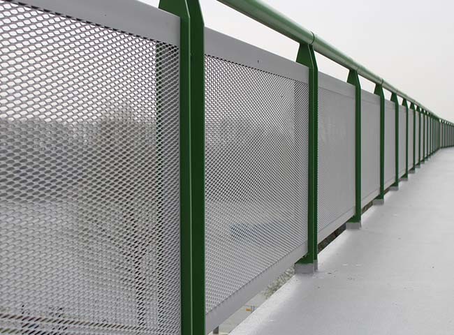 Expanded Metal Balustrade and Railing Infill Panels Safety , Robust And ...
